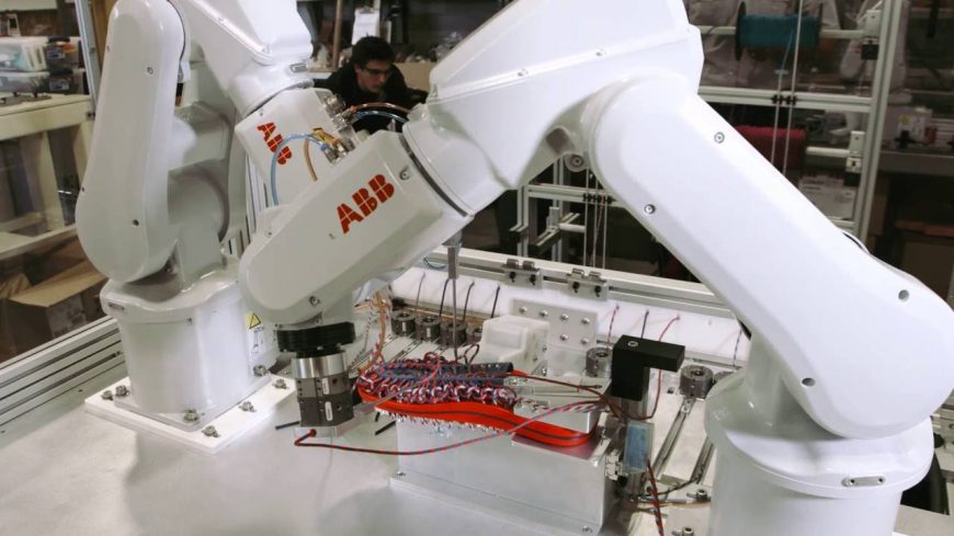 Robotic Shoe Manufacturing: Inserting Shoe Laces by Robot - Futura ...